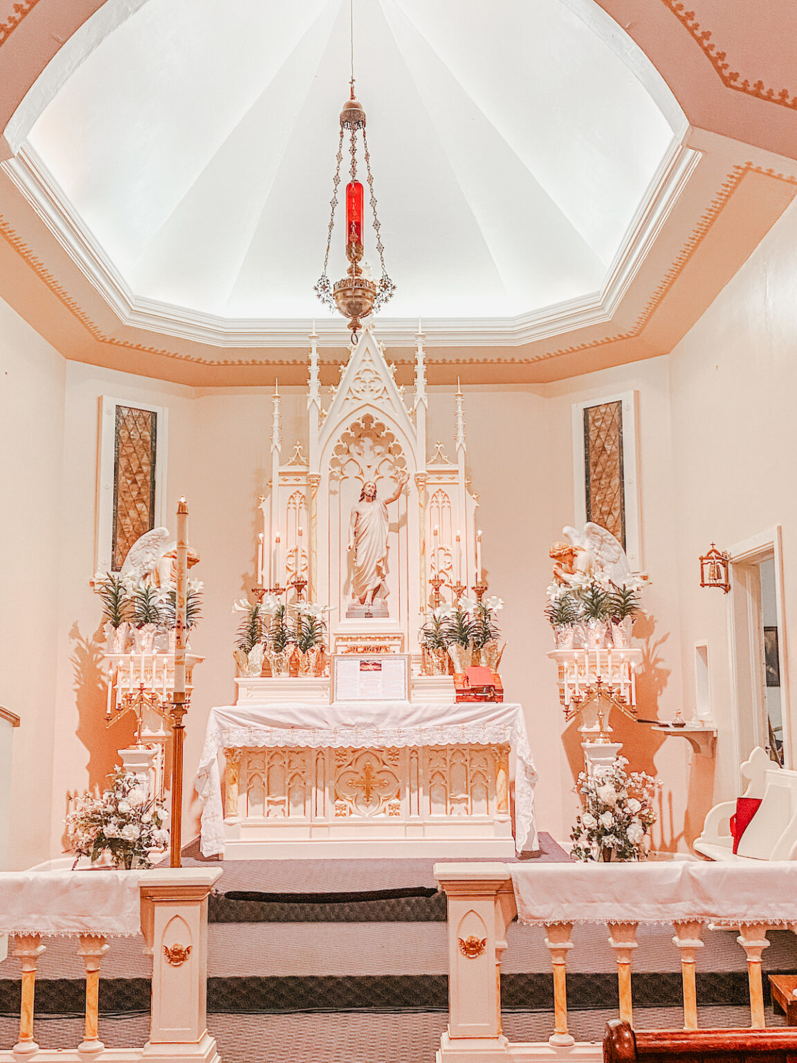 Holy Week in the Domestic Church: Guide for Traditional Catholics